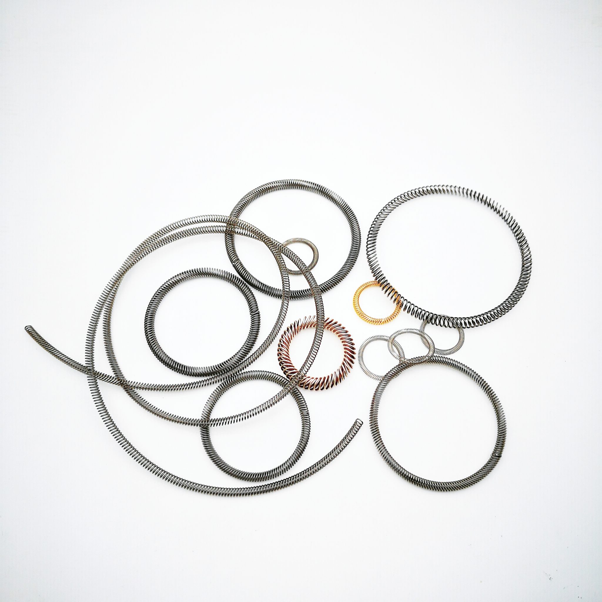 Various Materials of Seal Springs - Handa Spring